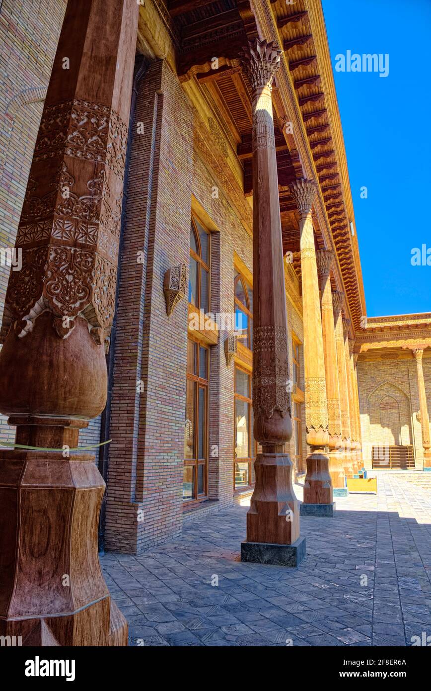 Elements of islamic architecture hi-res stock photography and images ...