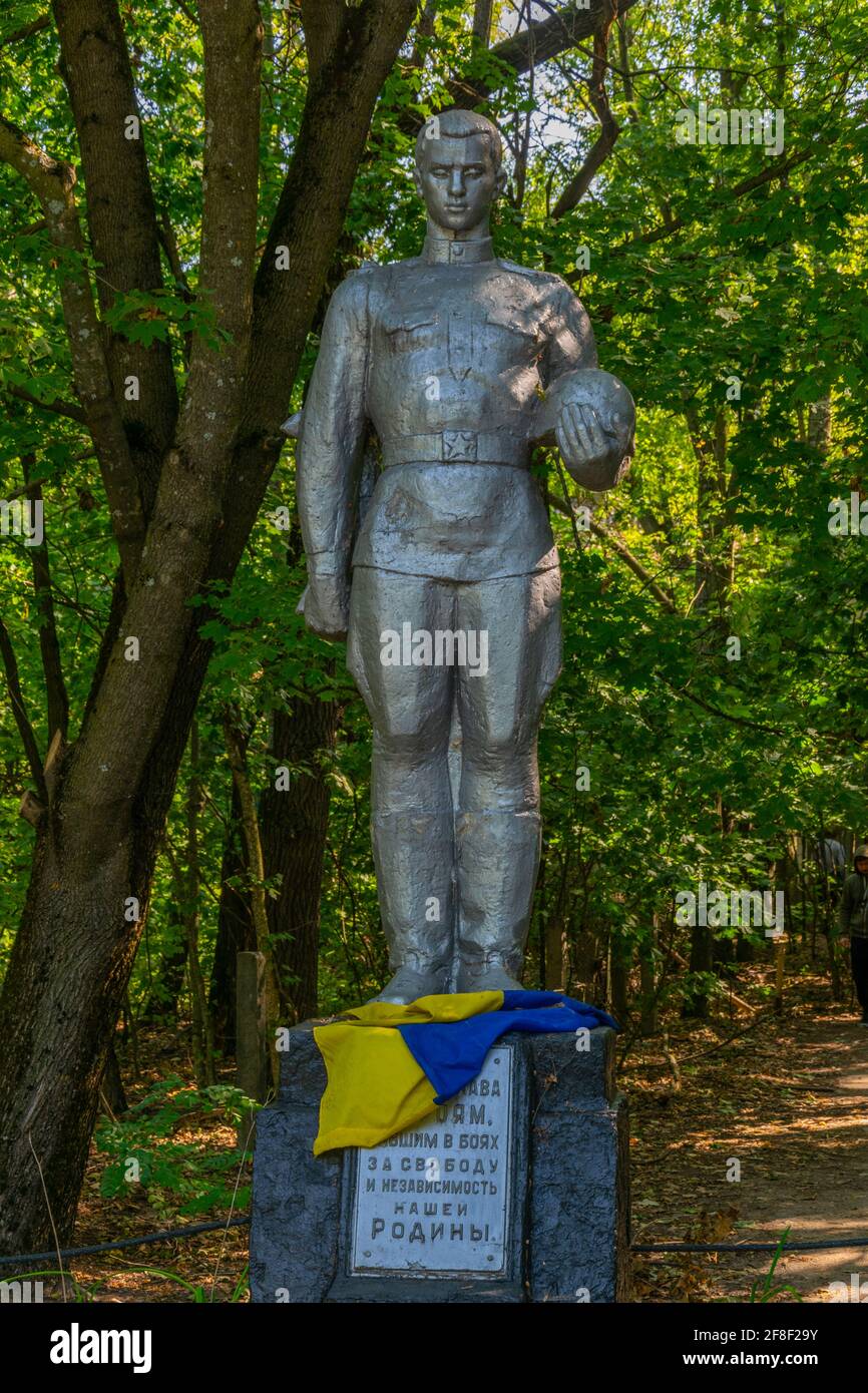 Chernobyl memorial statue hi-res stock photography and images - Alamy