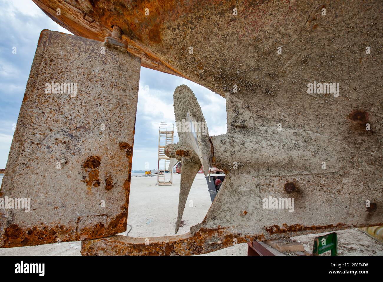 Yellow boat in yard hi-res stock photography and images - Alamy