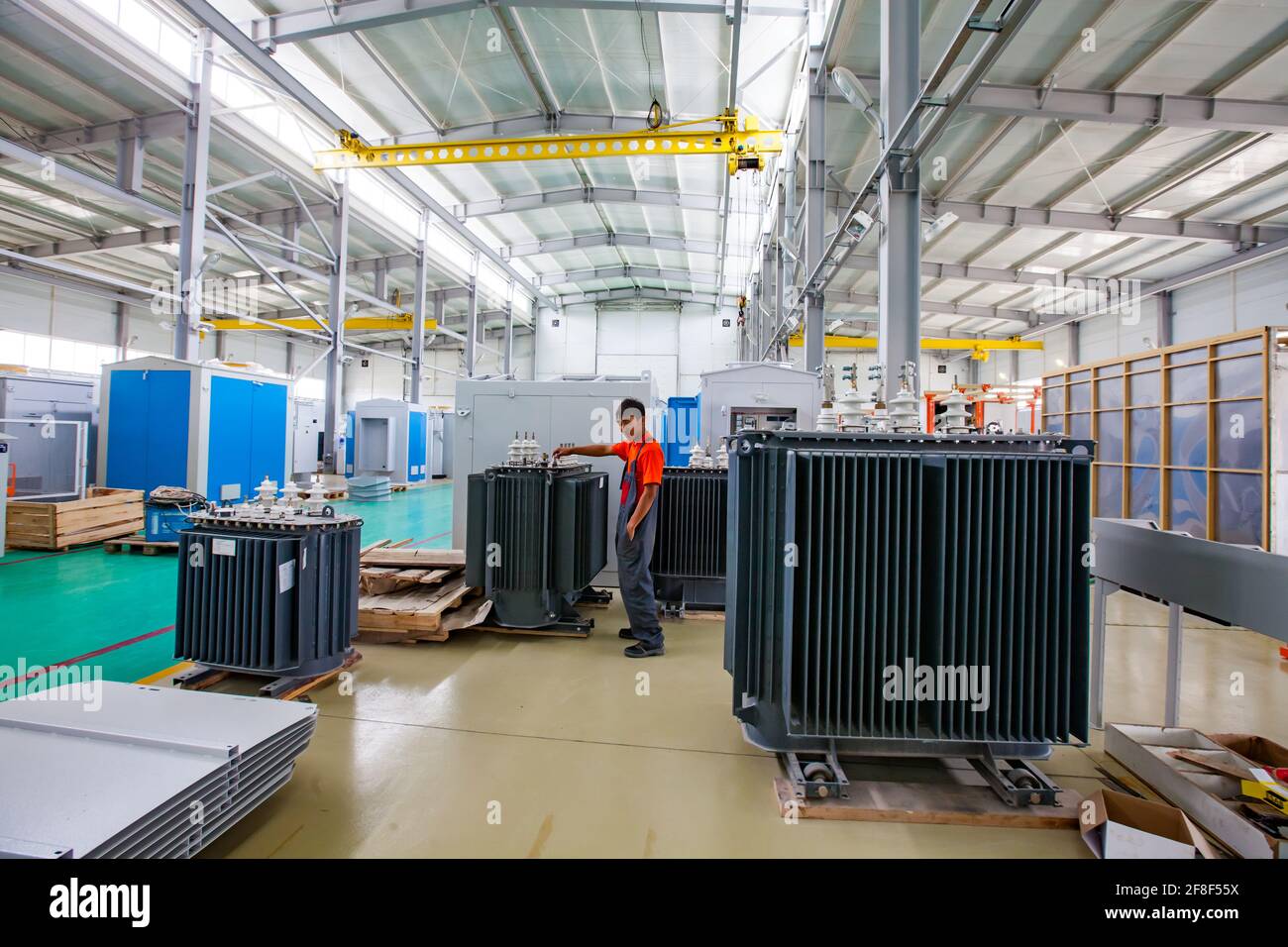 Electric transformers hi-res stock photography and images - Alamy