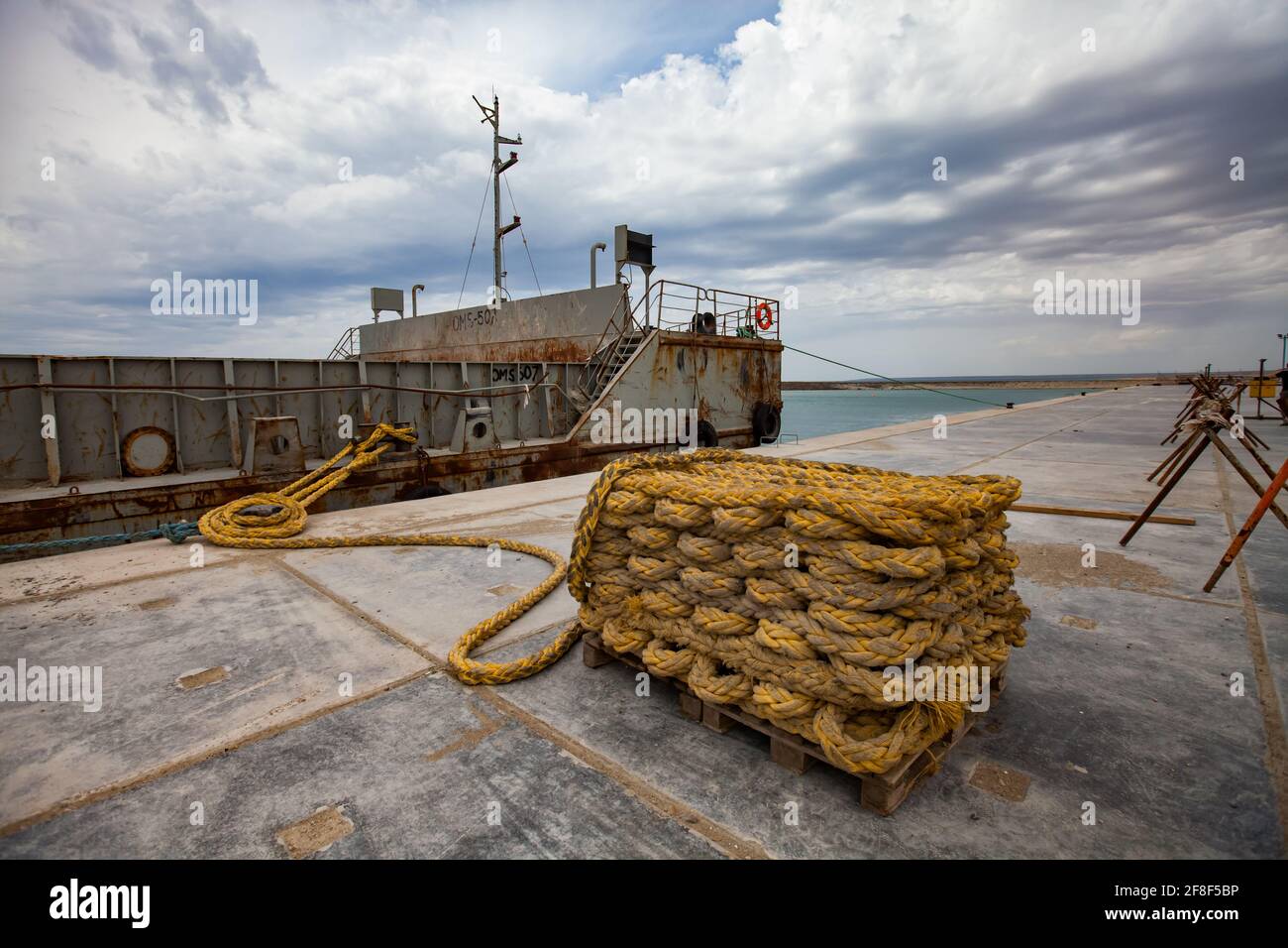 Aktau port hi-res stock photography and images - Alamy