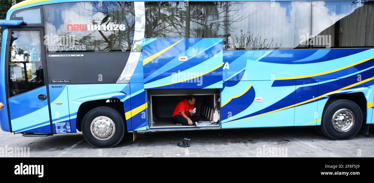 Bus luggage compartment hi-res stock photography and images - Alamy