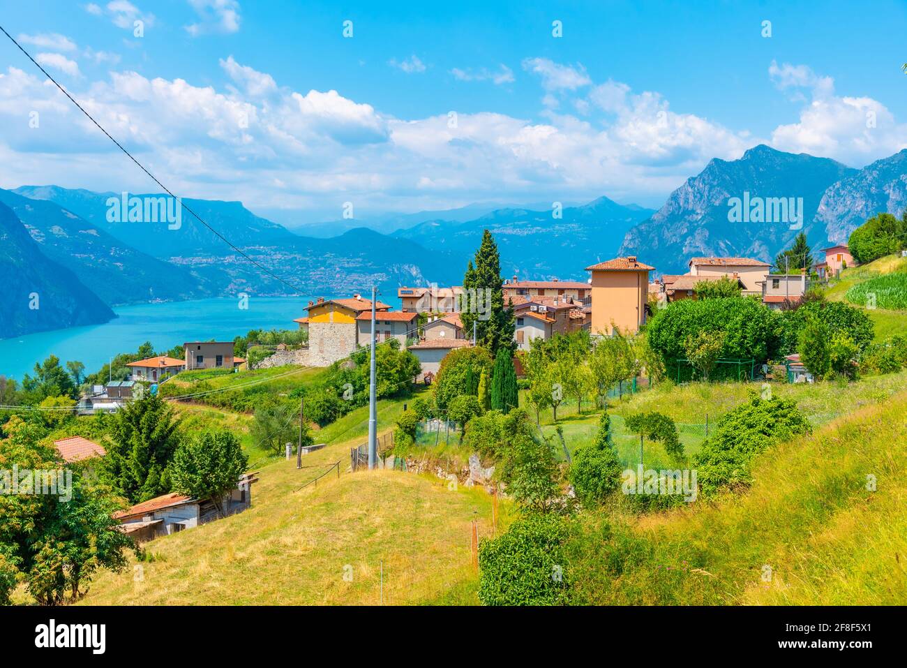 Montisola hi-res stock photography and images - Alamy