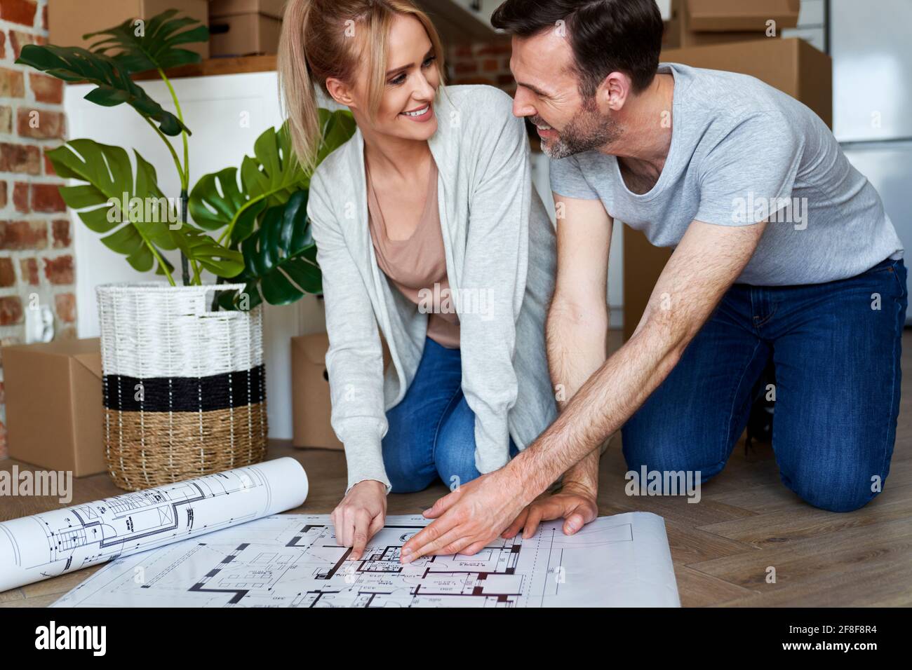 Couple house floor plan hi-res stock photography and images - Alamy