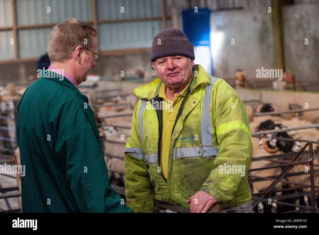 Farmers talking to each other hi-res stock photography and images - Alamy