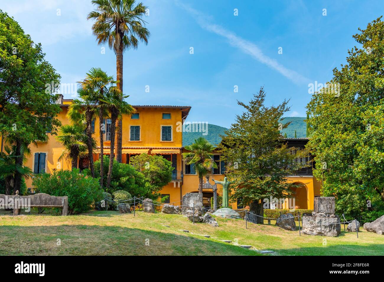 Vittoriale degli italiani palace at Gardone Riviera in Italy Stock ...