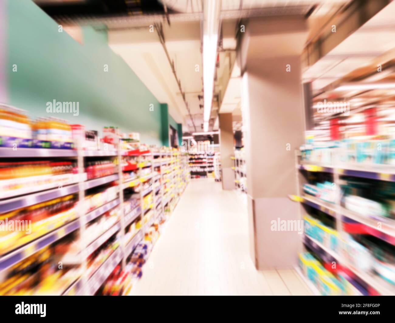 Supermarket competition hi-res stock photography and images - Alamy
