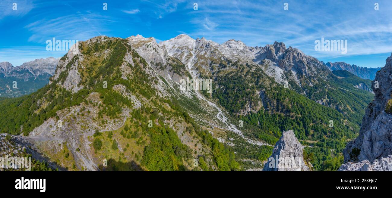 Ridge connecting Valbona and Theth valley in Albania Stock Photo - Alamy