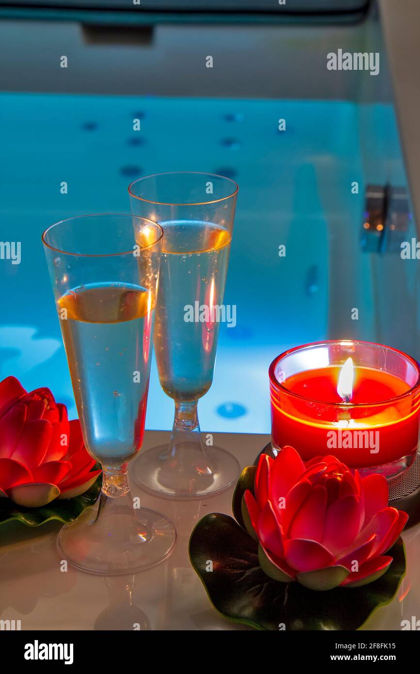 Romantic night in bath tub Stock Photo - Alamy