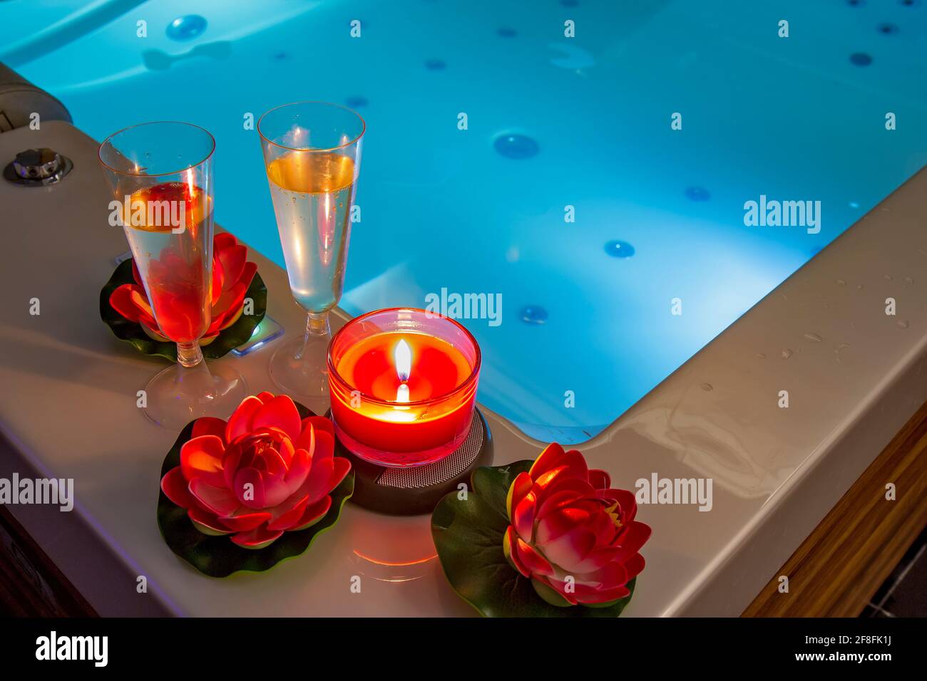 Romantic night in bath tub Stock Photo - Alamy