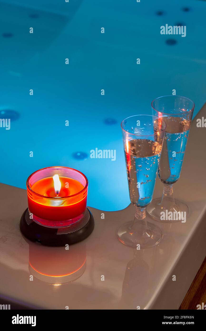 Romantic night in bath tub Stock Photo - Alamy