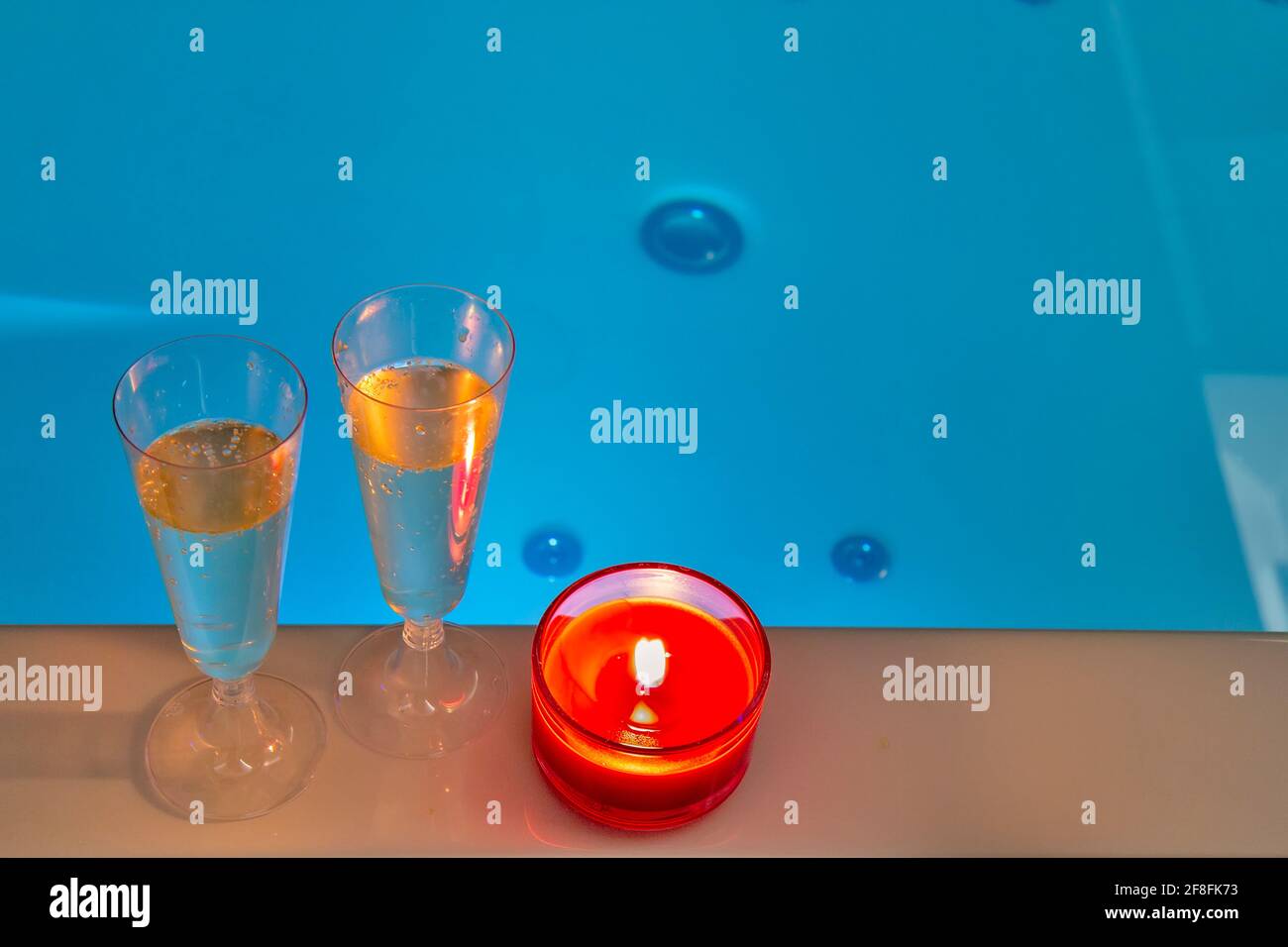 Romantic night in bath tub Stock Photo - Alamy