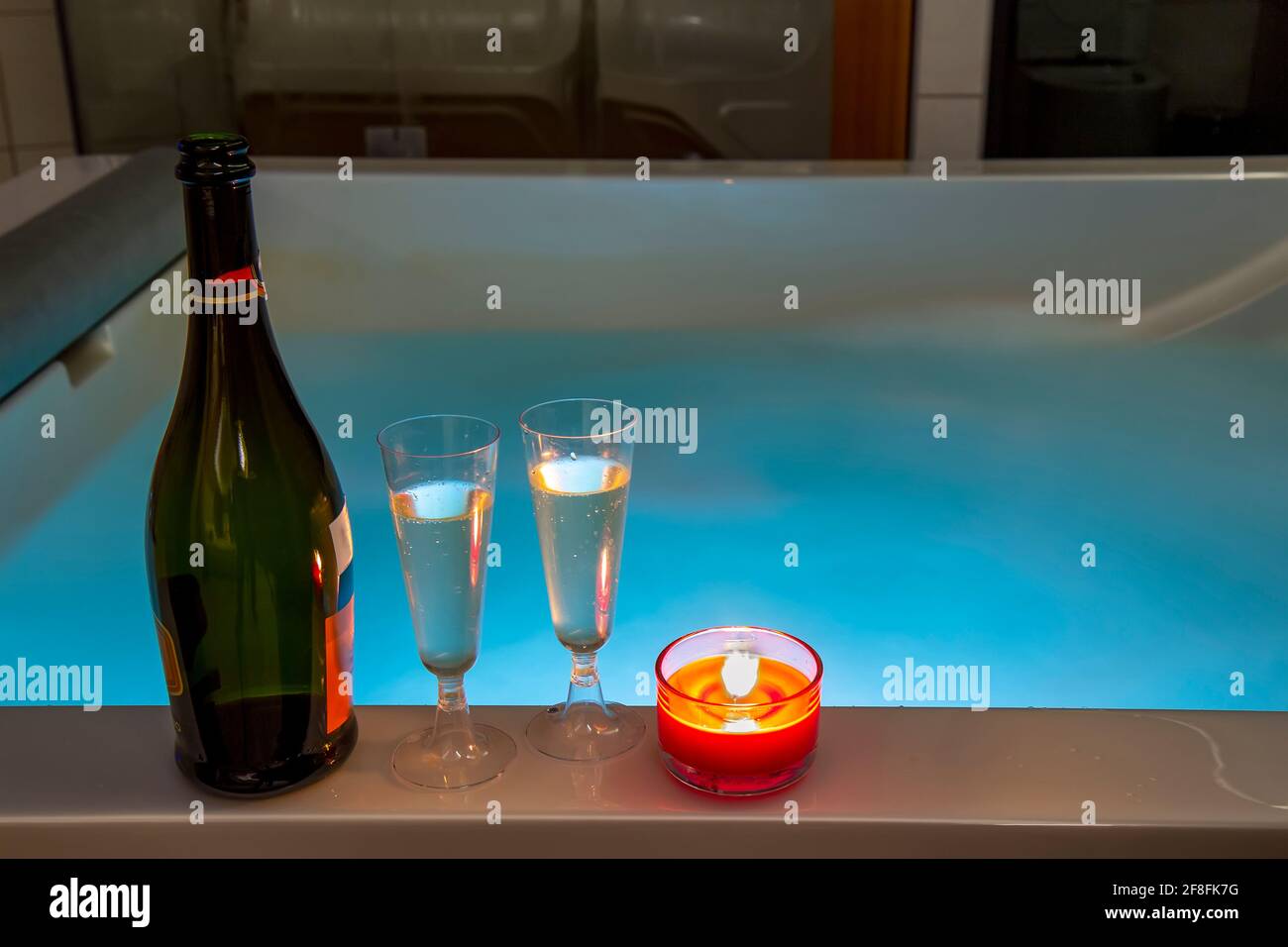 Romantic night in bath tub Stock Photo - Alamy