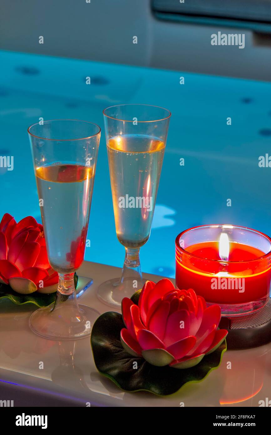 Romantic night in bath tub Stock Photo - Alamy