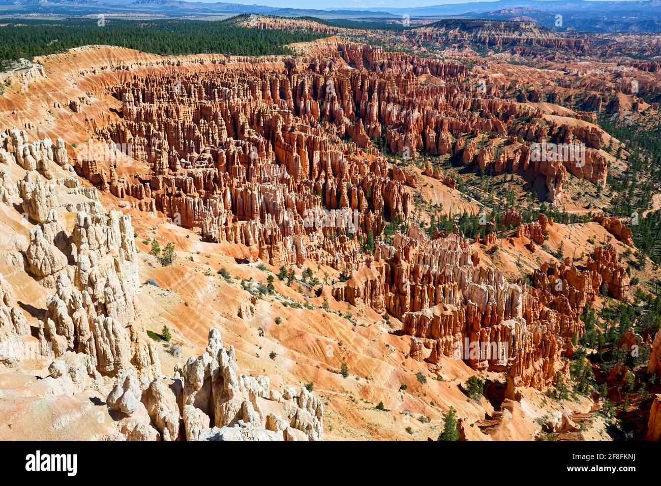 Inspiration Point Lookout in the Bryce Canyon National Park. Utah USA ...
