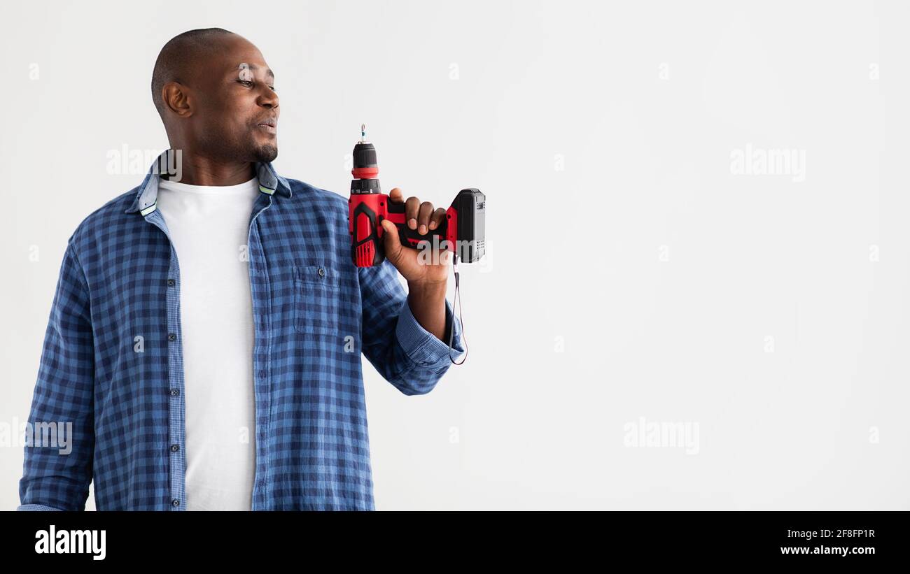 African blowing instruments hi-res stock photography and images - Alamy