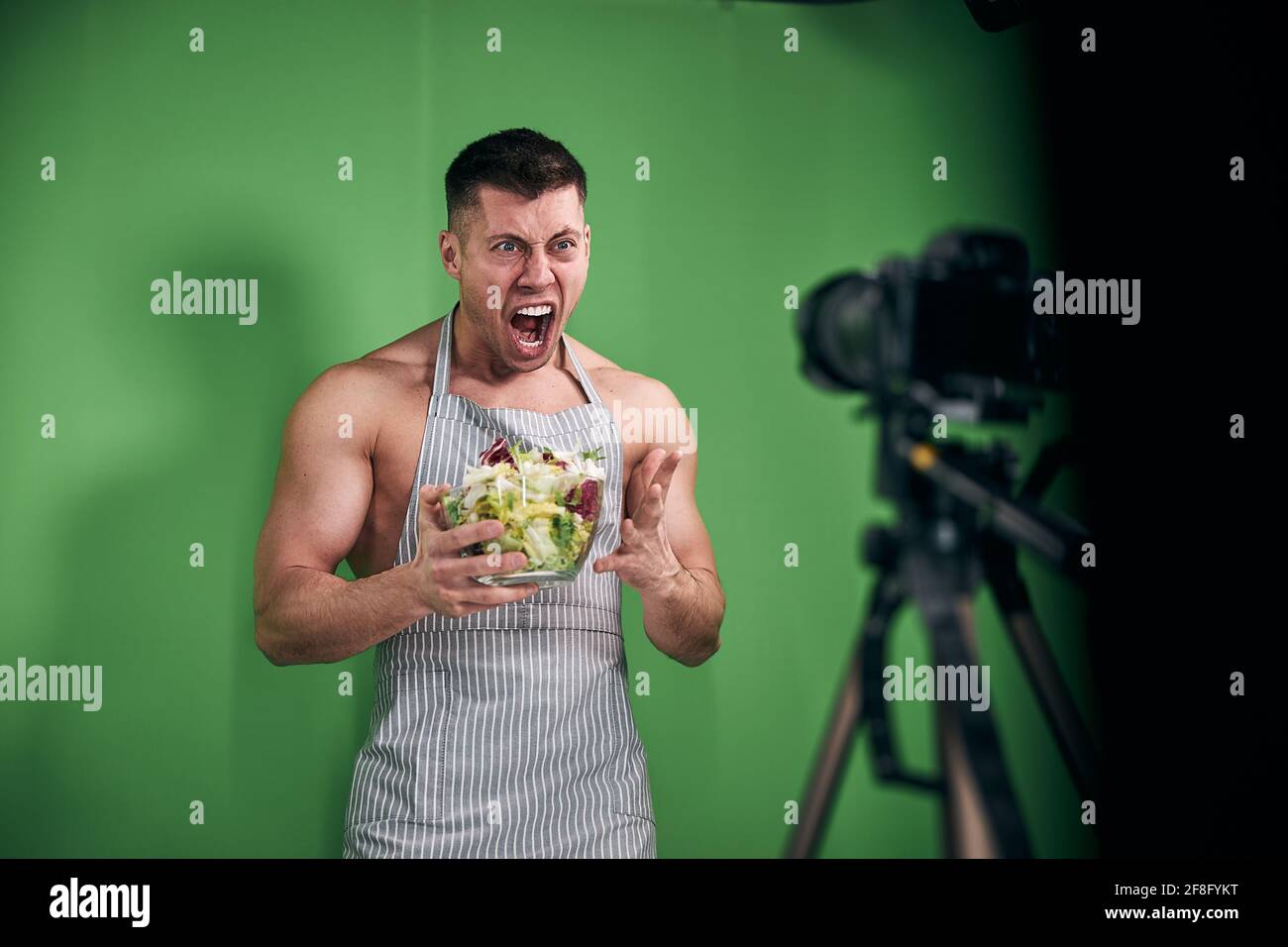 Young adult bodybuilder screaming hi-res stock photography and images ...