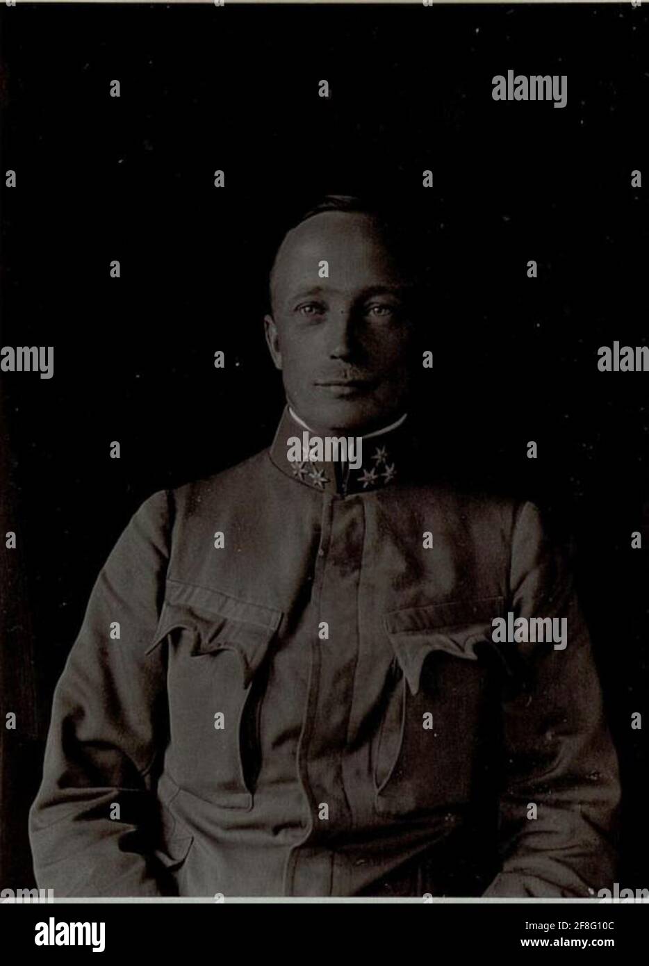 Captain Karl Reuss The photos served as a basis for WK1 Alb003 00886 ...