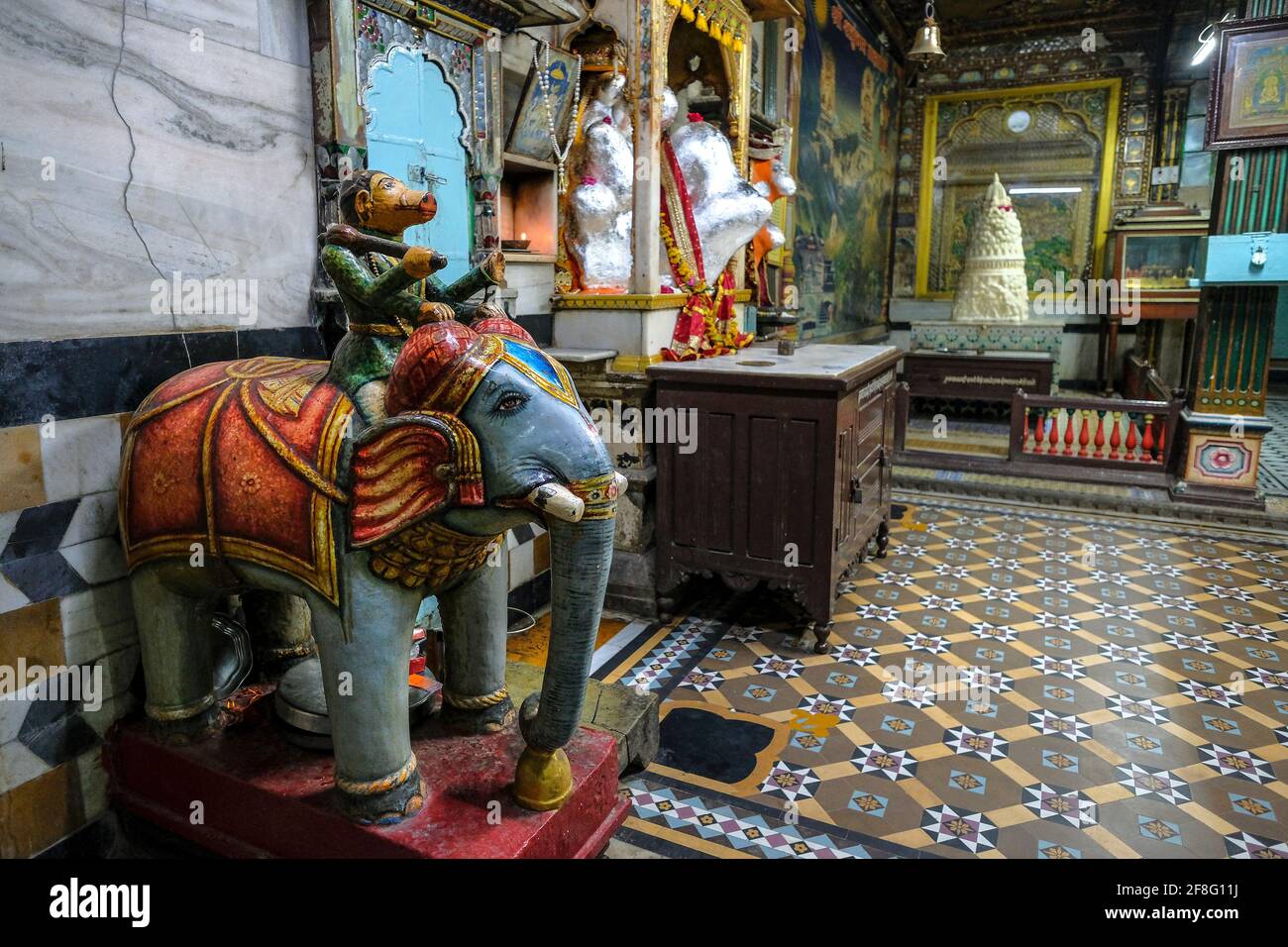 Sarafa bazaar indore hi-res stock photography and images - Alamy