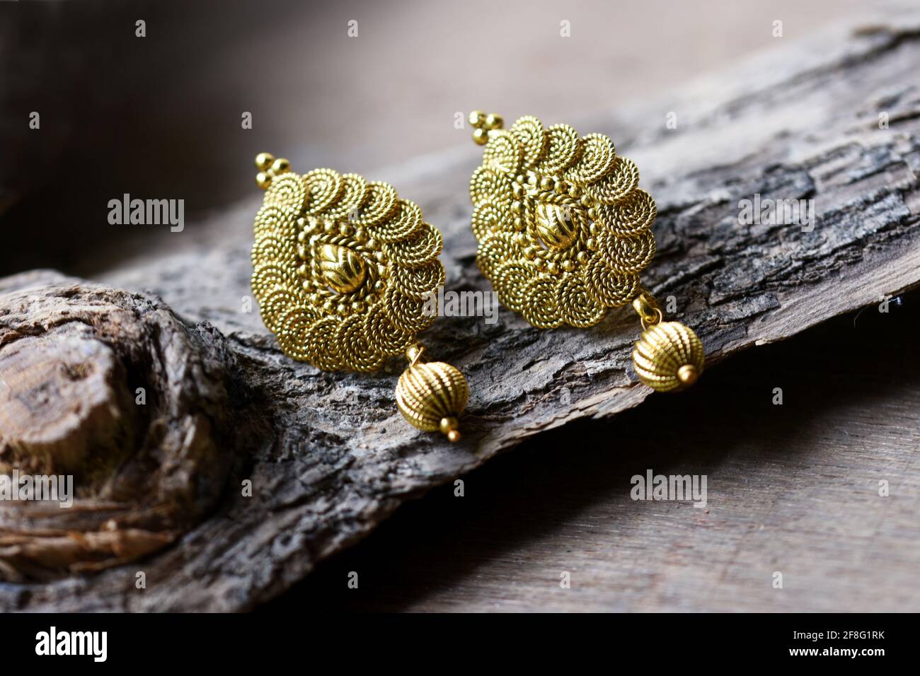 Beautiful Golden pair of earrings, Indian traditional jewellery, indian ...
