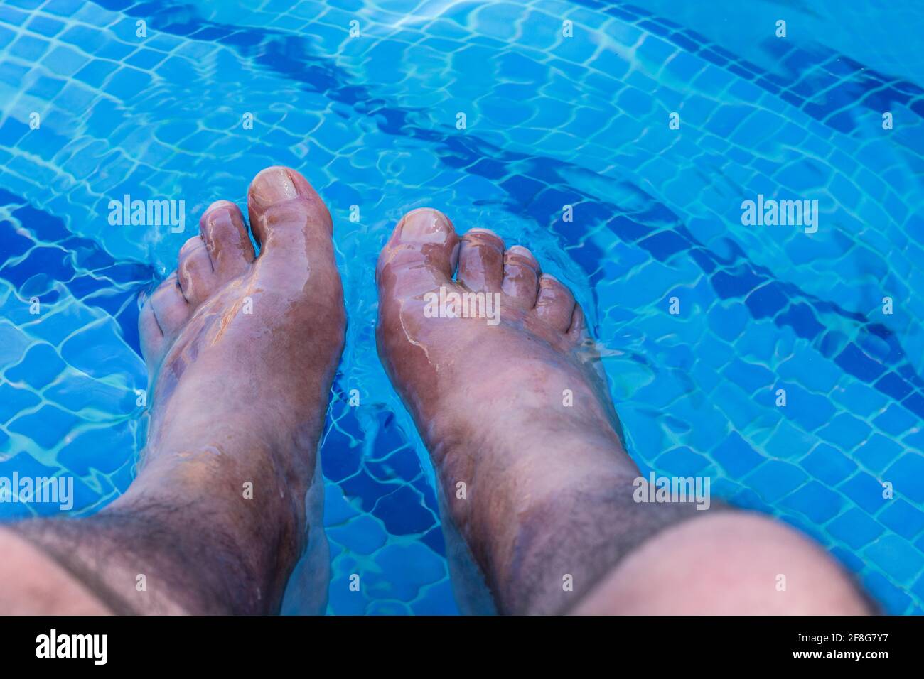 Beautiful feet toes swimming pool hi-res stock photography and images ...