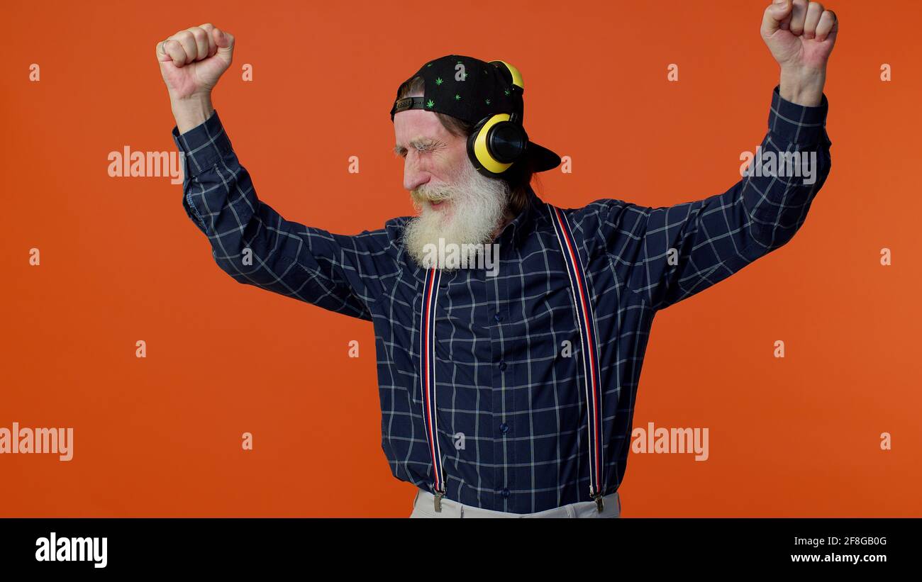 Old man dancing club hi-res stock photography and images - Alamy