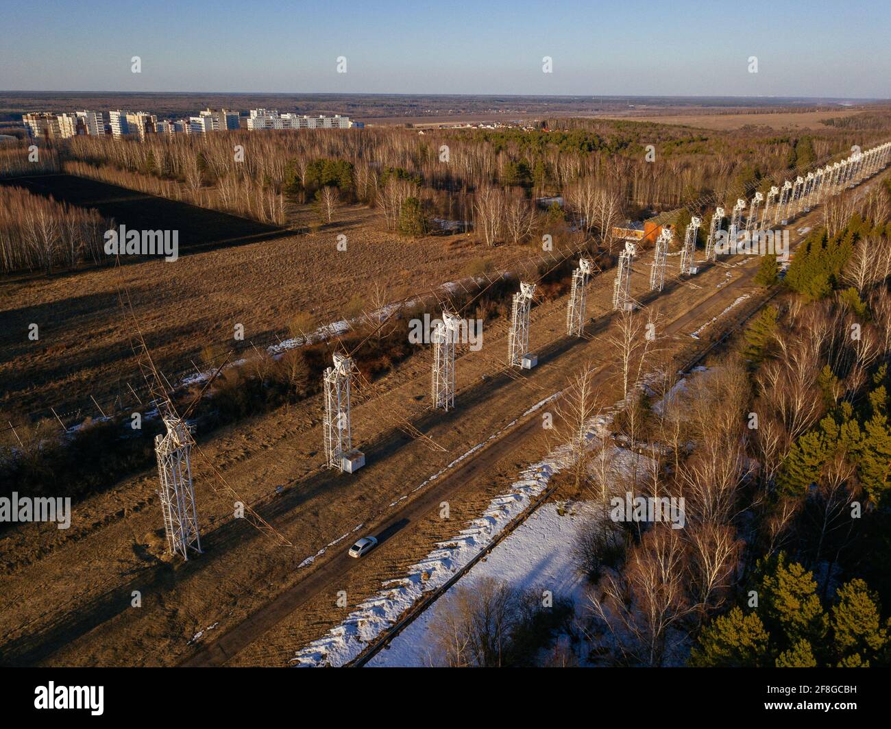 Antenna Array. A long row of radio telescopic antennas Stock Photo - Alamy