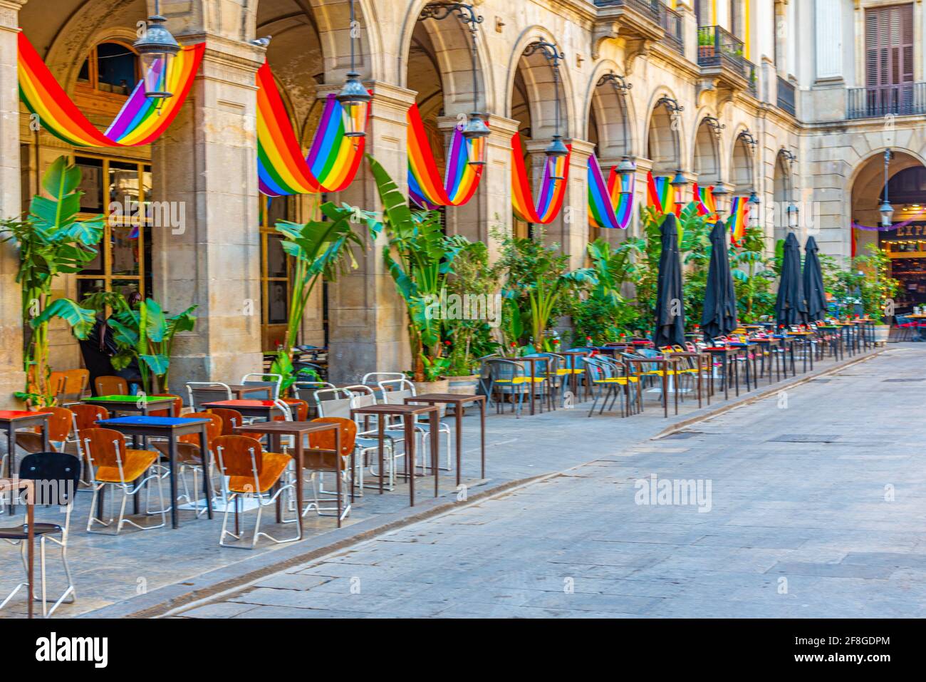 View of Placa Reial in Barcelona, Spain Stock Photo - Alamy