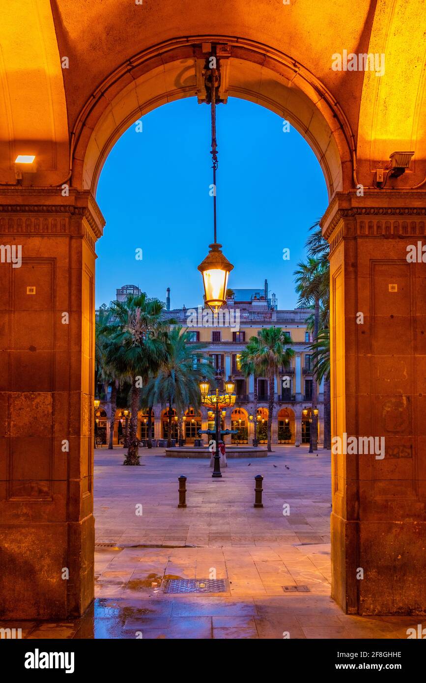 Arcade at Placa Reial in Barcelona, Spain Stock Photo - Alamy