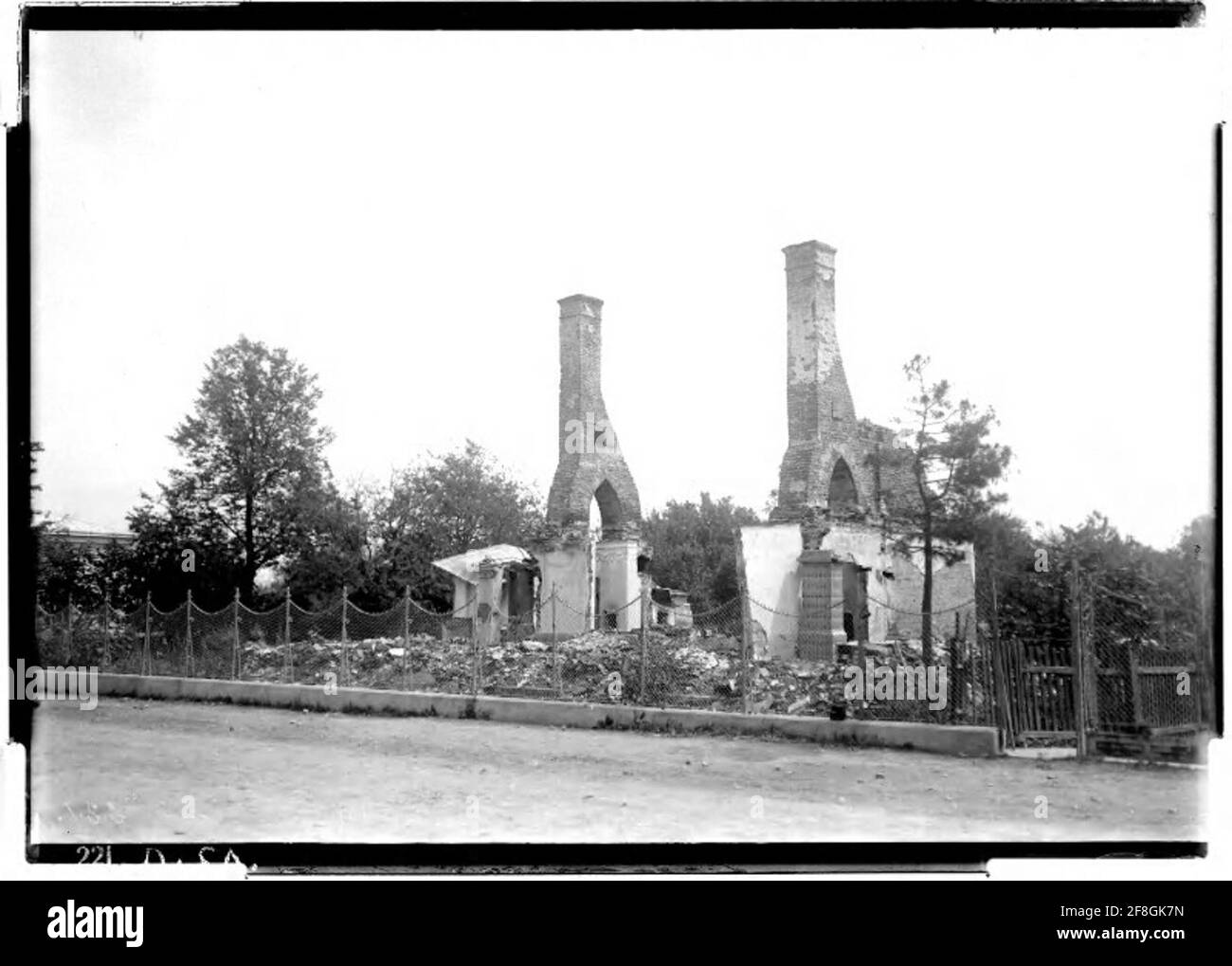 Fire ruins in Stryj East front, Galicia; photographer: Deutsche ...