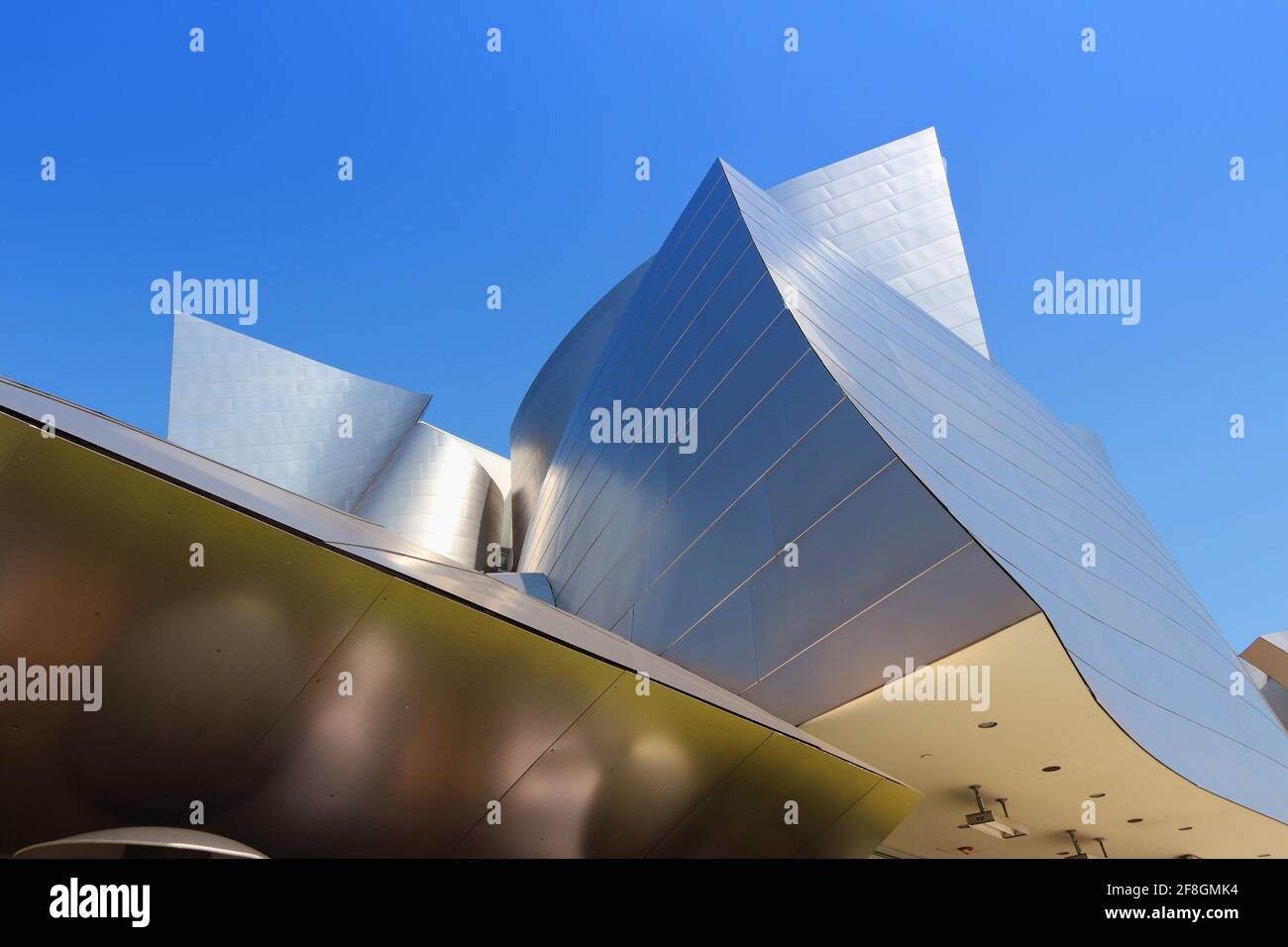 LOS ANGELES, USA - APRIL 5, 2014: Walt Disney Concert Hall in Los ...