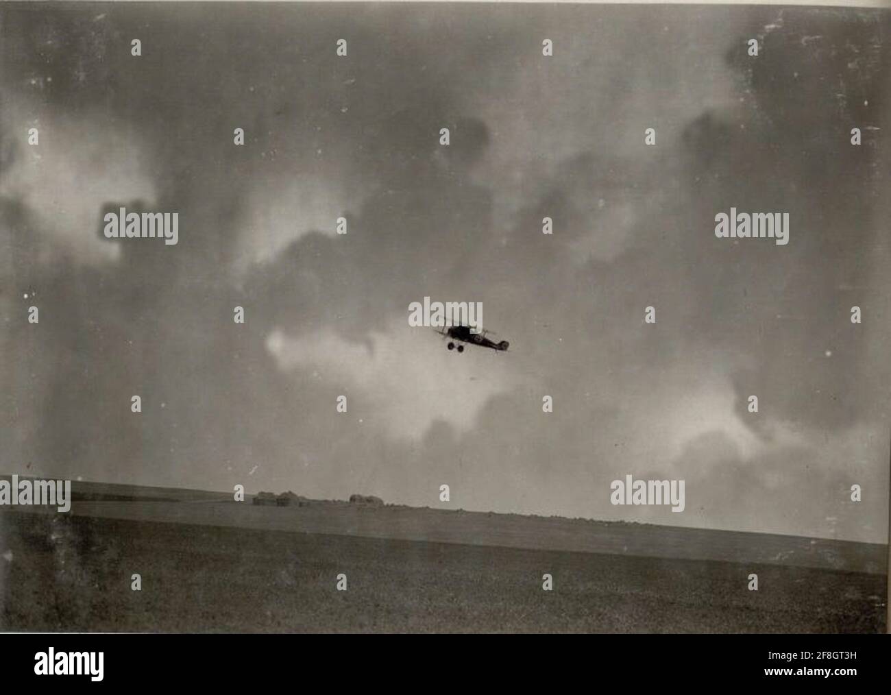 Hunting aircraft hi-res stock photography and images - Alamy