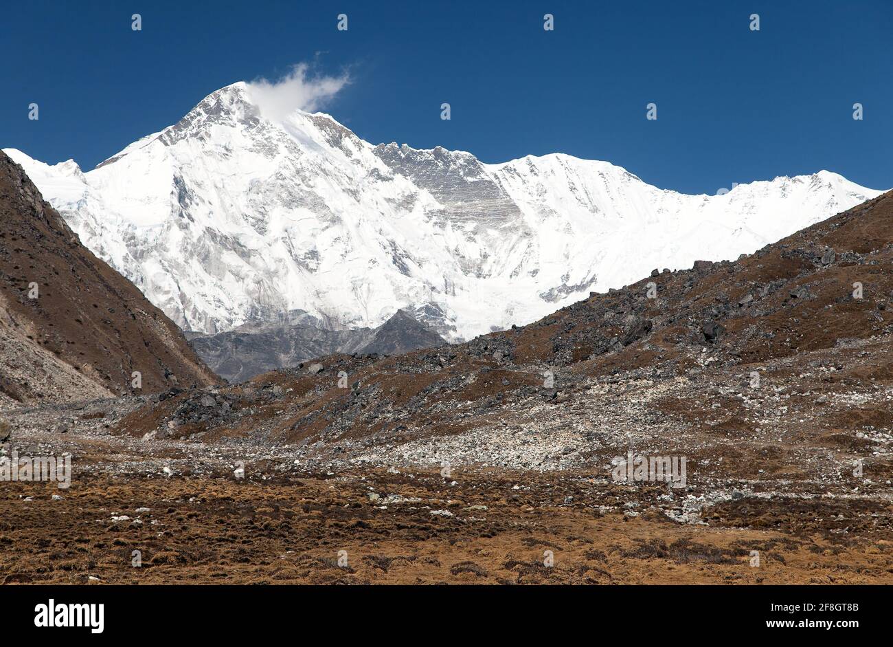 Mount Cho Oyu - way to Cho Oyu base camp - Everest area, Sagarmatha ...