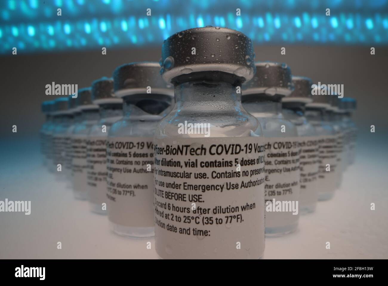 Comirnaty pfizer biontech hi-res stock photography and images - Alamy