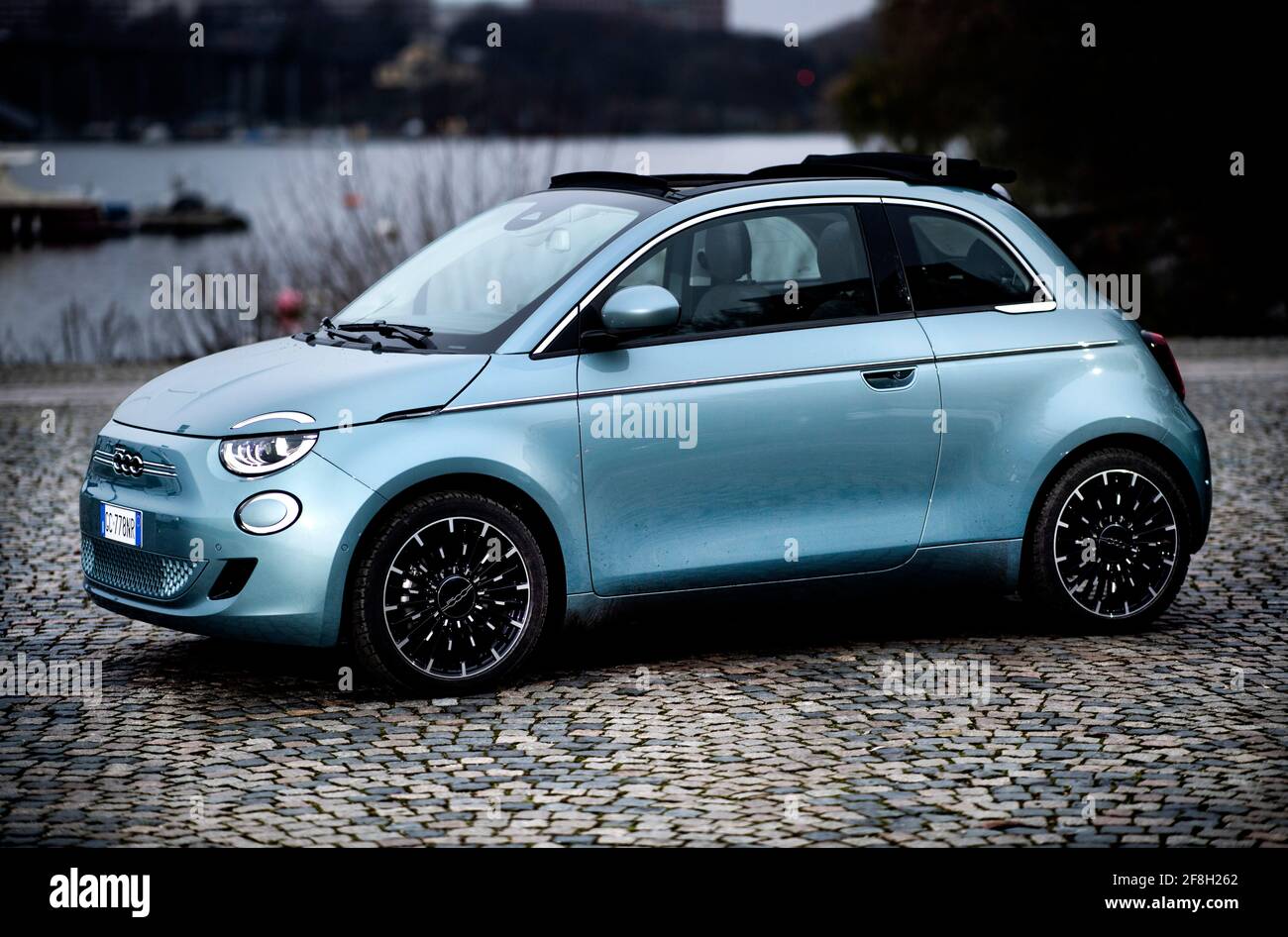 Fiat 500e, wheels Photo: Pontus Lundahl / TT / code10050 Stock Photo ...