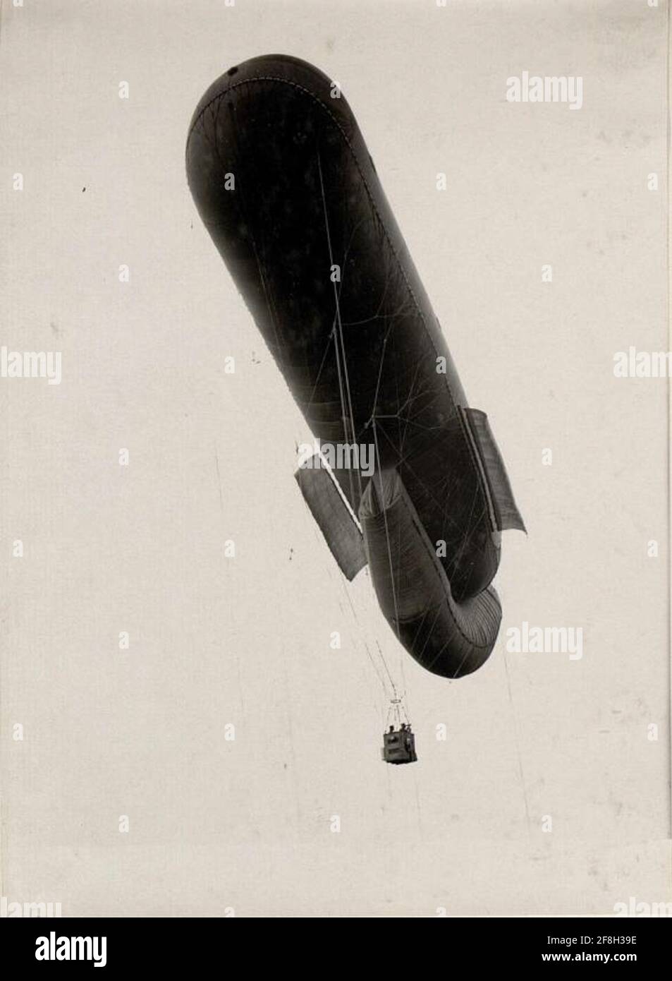 Balloon height hi-res stock photography and images - Alamy