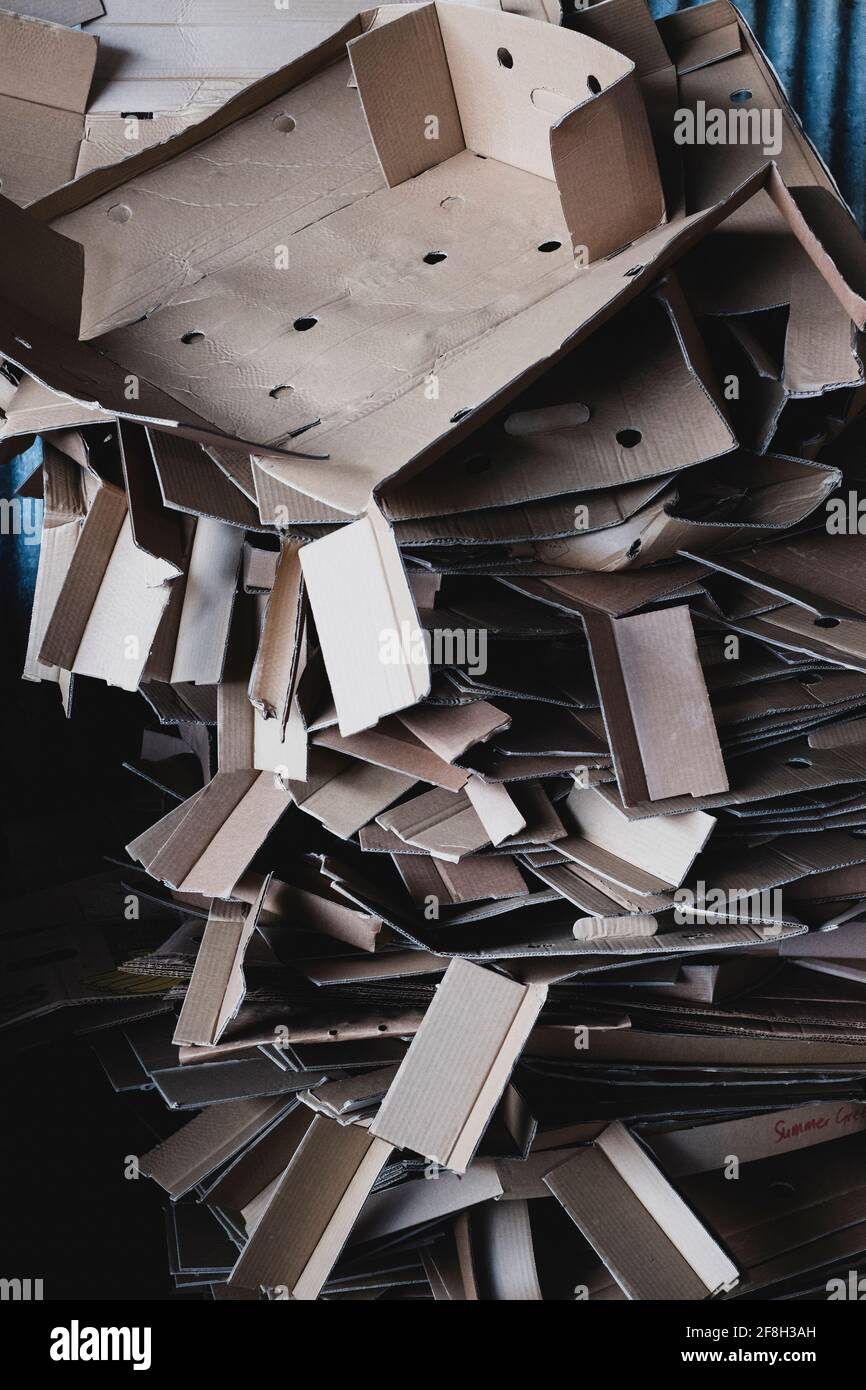 Crumpled cardboard hi-res stock photography and images - Alamy