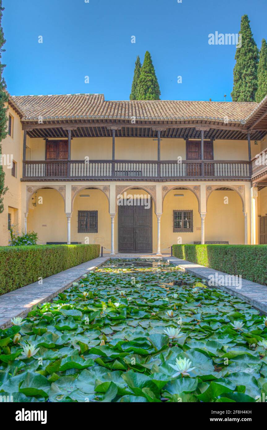 Casa del Chapiz in Spanish town Granada Stock Photo - Alamy