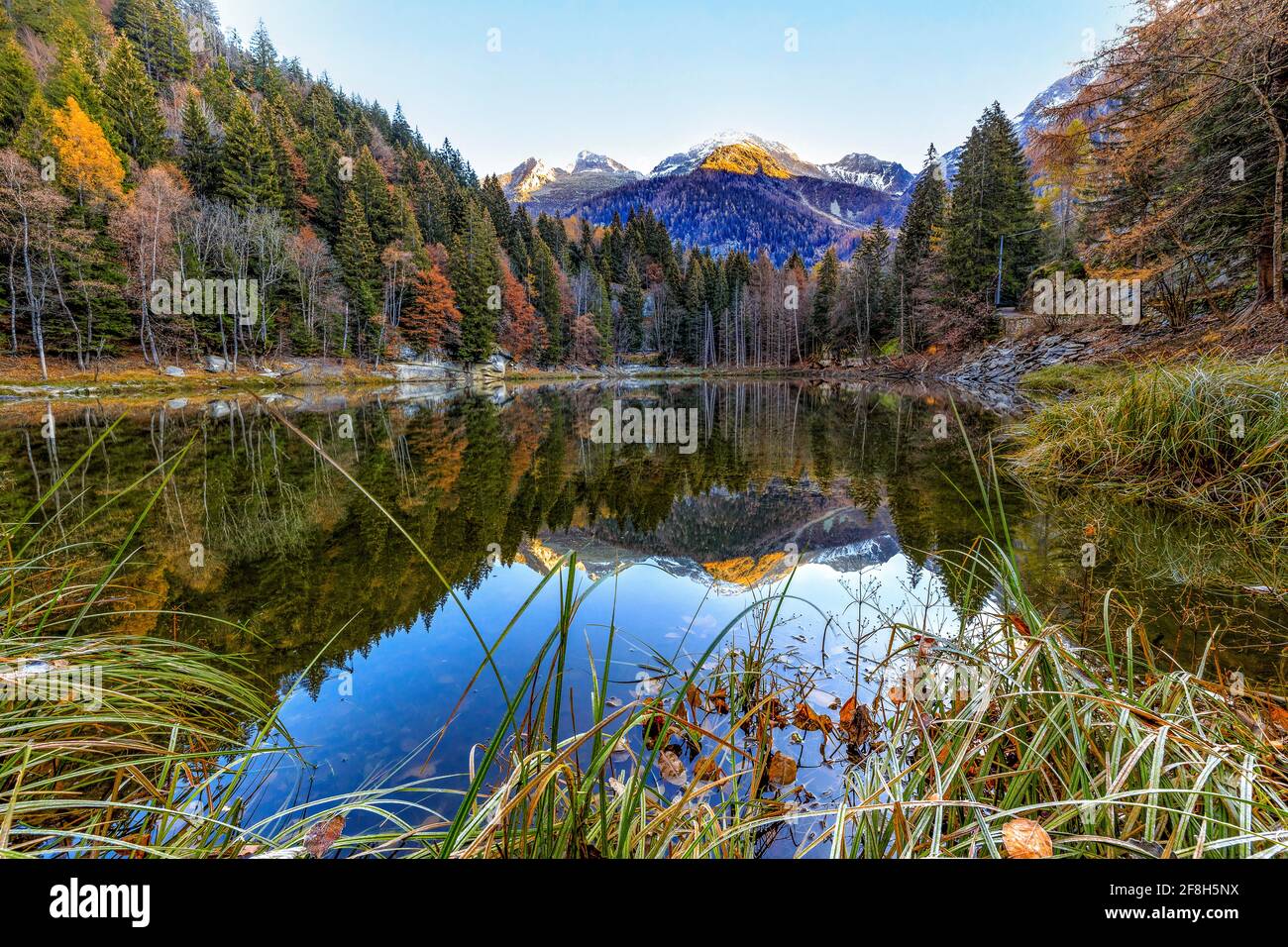 Lago antillone hi-res stock photography and images - Alamy