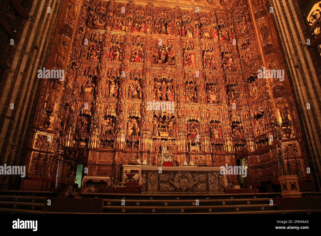 Spain, Andalusia, historic center of Seville, Cathedral inside, the ...