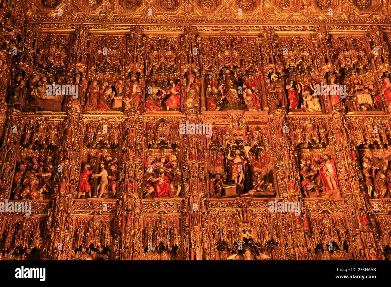Spain, Andalusia, historic center of Seville, Cathedral inside, the ...