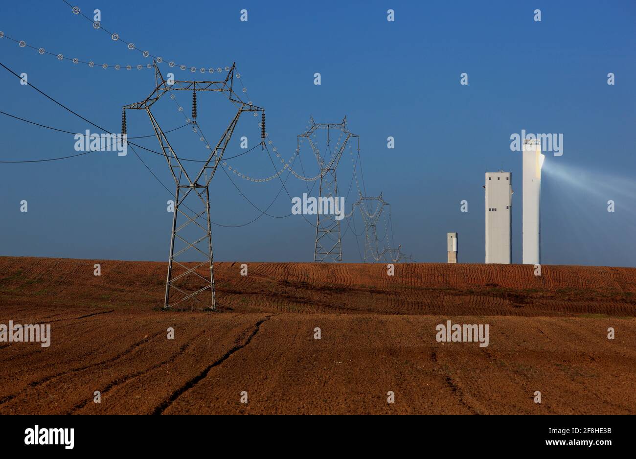 PS10 Solar Power Plant, Planta Solar 10, is the world's first ...