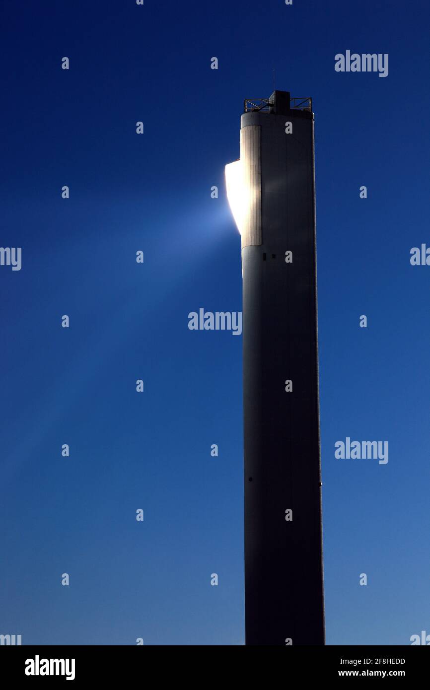 PS10 Solar Power Plant, Planta Solar 10, is the world's first ...