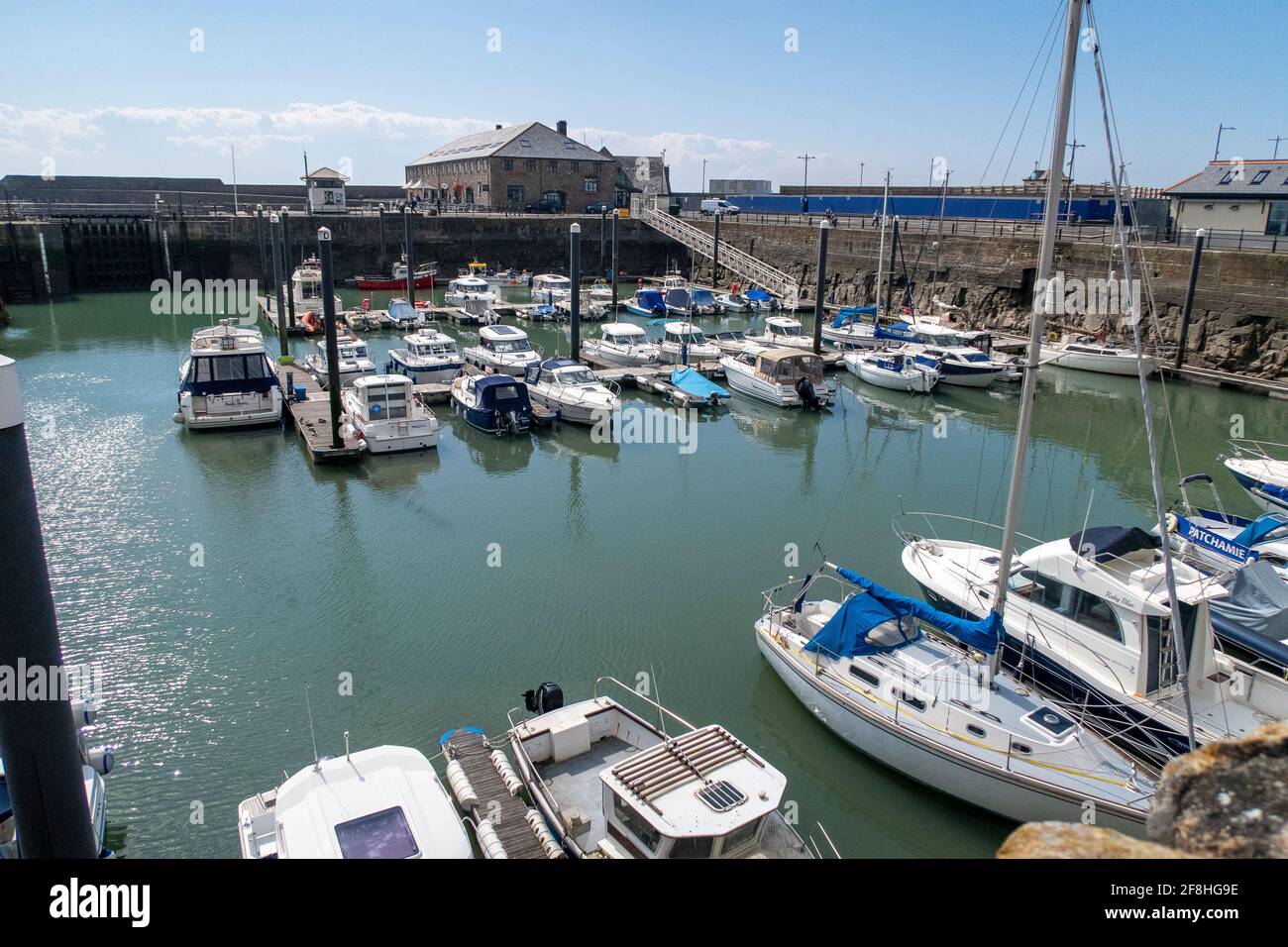 Pier flag promenade marina hi-res stock photography and images - Alamy