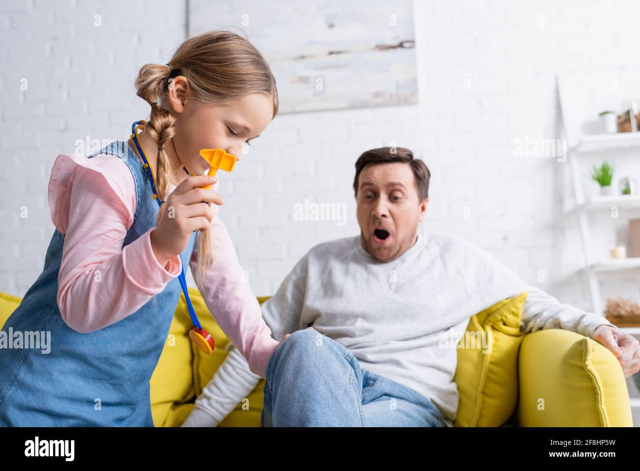 Reflex hammer child hi-res stock photography and images - Alamy