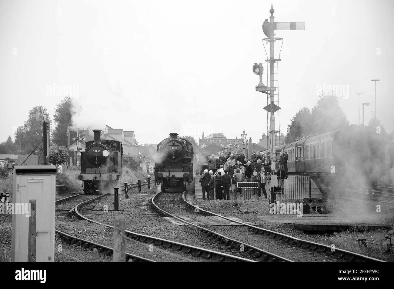 Kidderminster railway station hi-res stock photography and images - Alamy