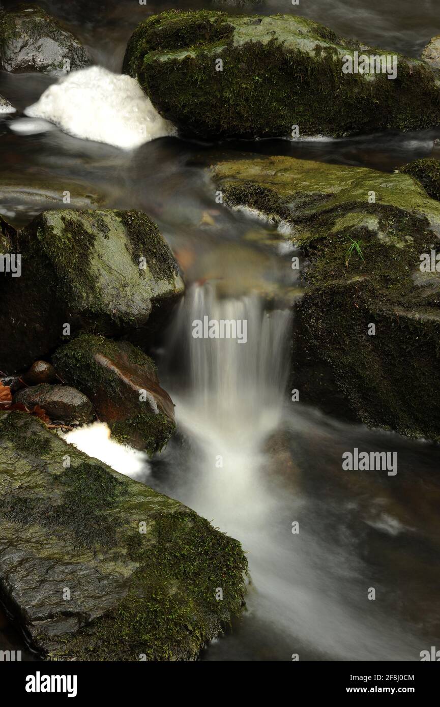 Vale of neath waterfall hi-res stock photography and images - Alamy