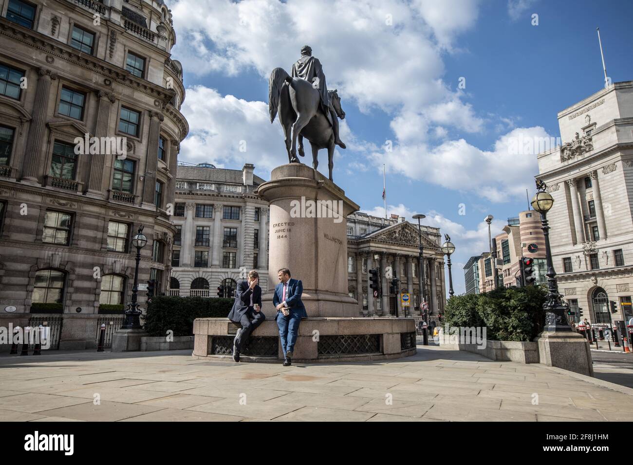 Bank junction hi-res stock photography and images - Alamy