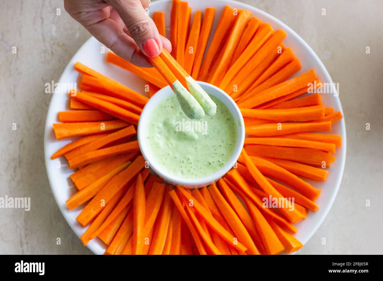 Carrot plate hi-res stock photography and images - Alamy