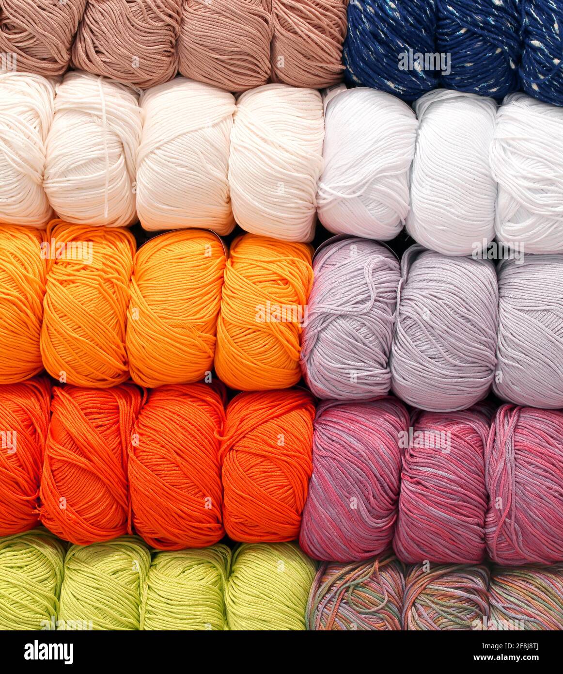 Coloured wool mill hi-res stock photography and images - Alamy